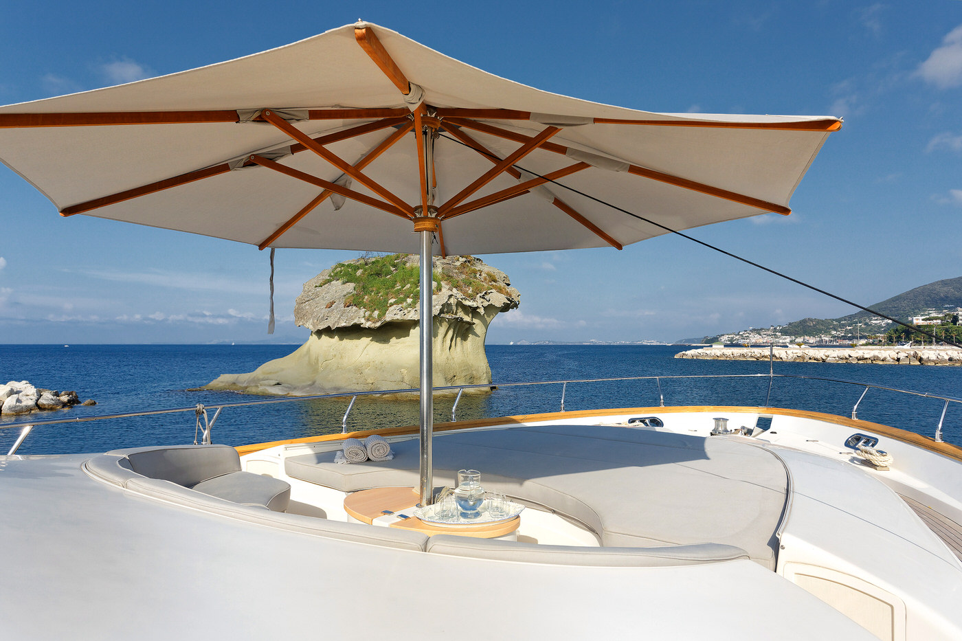 Forward Sunbathing Area – Luxury Yacht Browser | by CHARTERWORLD ...
